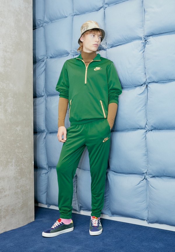 Karl Kani ESSENTIAL TRACKSUIT SET UNISEX - Trainingsanzug - black ...