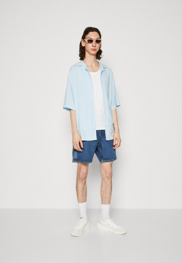 Vans GROUNDWORK - Jeans Shorts - dark denim/dunkelblau - Zalando.ch