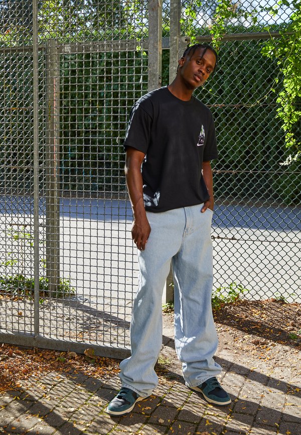 adidas Performance LILSTRIPE META - T-shirt imprimé - black/noir ...