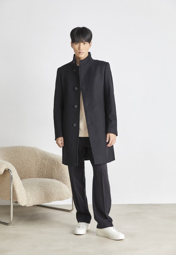 Weekday KEN TRACKPANTS UNISEX - Pantalon classique - black/noir ...