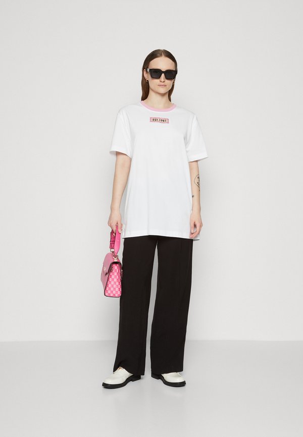 Guess SHATHA - Instappers - cream/crème - Zalando.nl