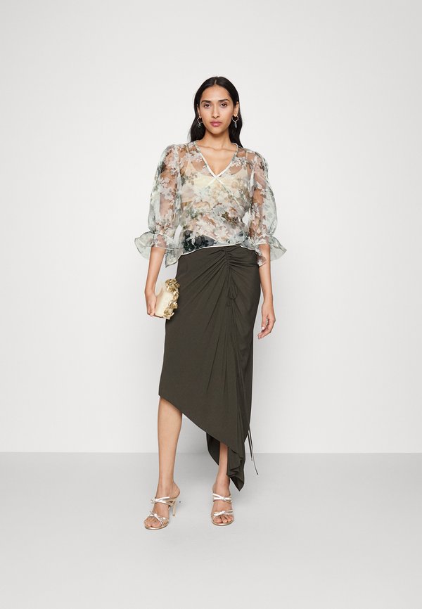 A W A K E Mode Asymmetric Pencil Skirt With Side Cut Outs Maxirok