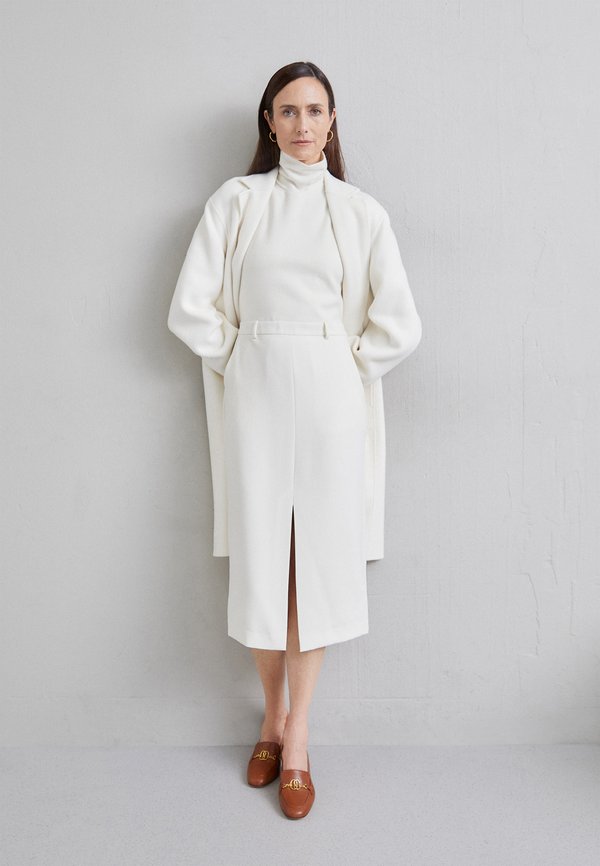 Tory Burch BOW - Classic heels - ginger shortbread/perfect black/multi ...