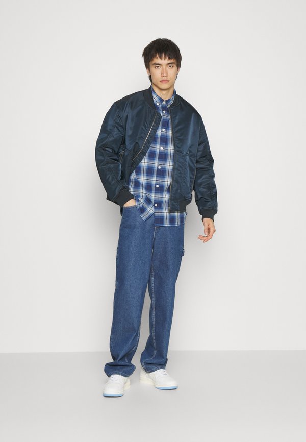 ASICS SportStyle EX89 UNISEX - Sneaker low - white/habanero/weiß ...