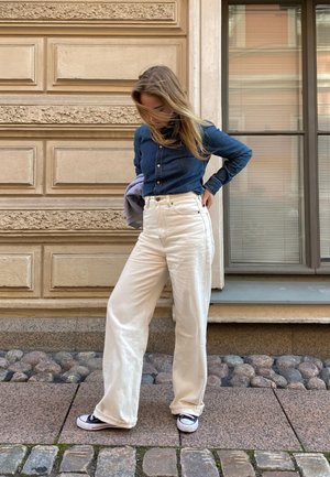 Finde extra weite Damenschuhe online | ZALANDO