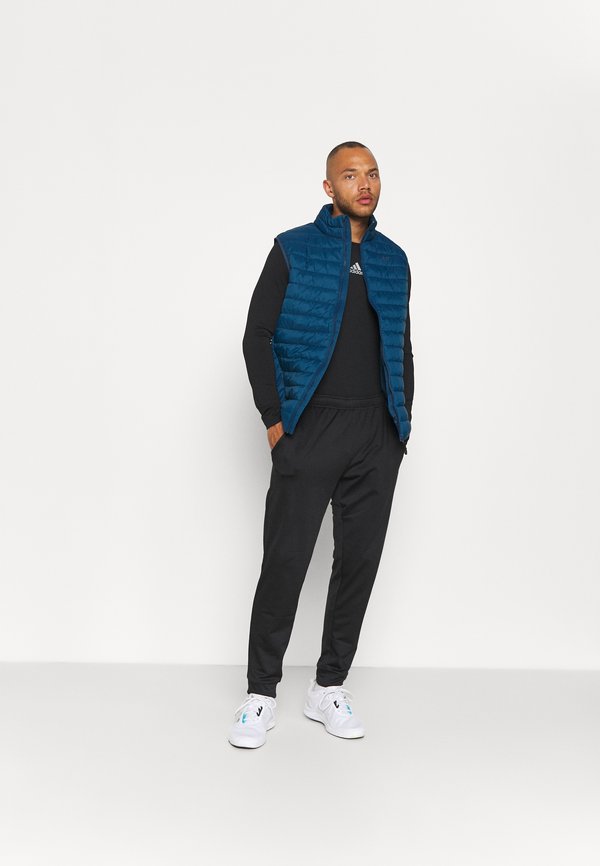 adidas Performance TEAM BASE TEE - Unterhemd/-shirt - black/schwarz ...