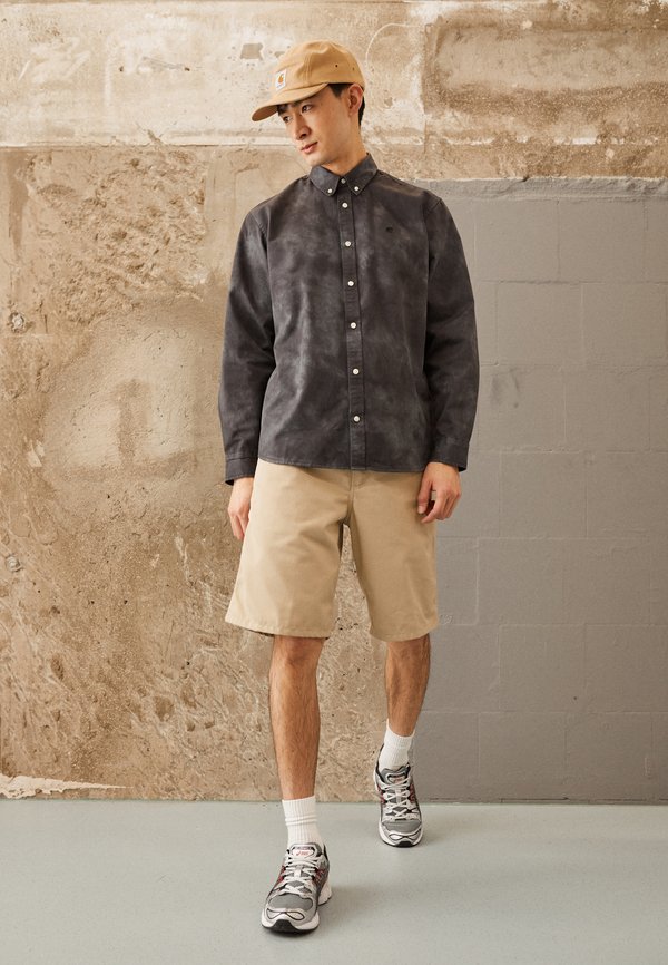 Carhartt WIP SINGLE KNEE SHORT DEARBORN - Shorts - hamilton brown ...