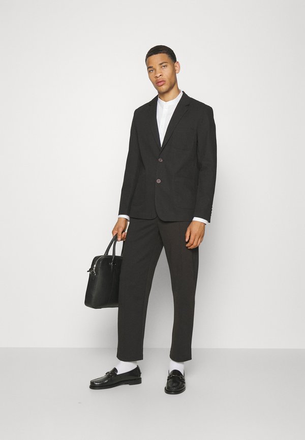 Pier One MUSCLE FIT STAND - Skjorta - white/vit - Zalando.se