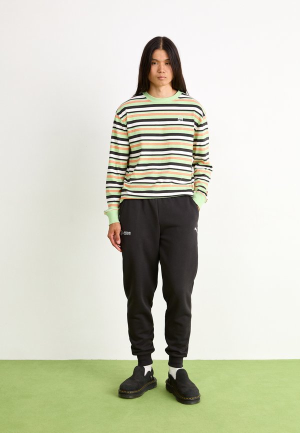 Dr. Martens ZEB ZAG UNISEX - Mules - black - Zalando.co.uk