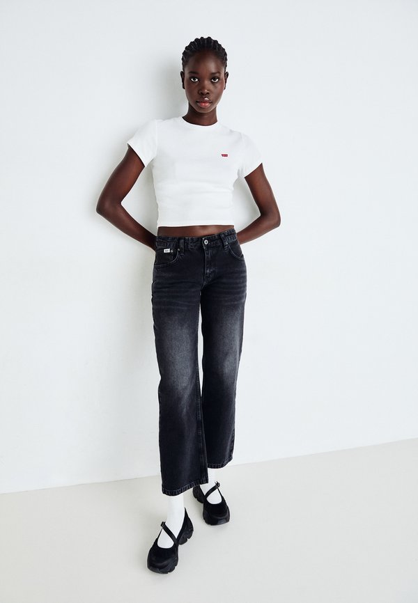 Levi's® LUCA SLIM TEE - T-Shirt basic - caviar/schwarz - Zalando.de