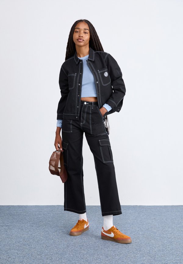 Nike SB ZOOM POGO PLUS - Sneakers basse - monarch/summit white/burnt ...