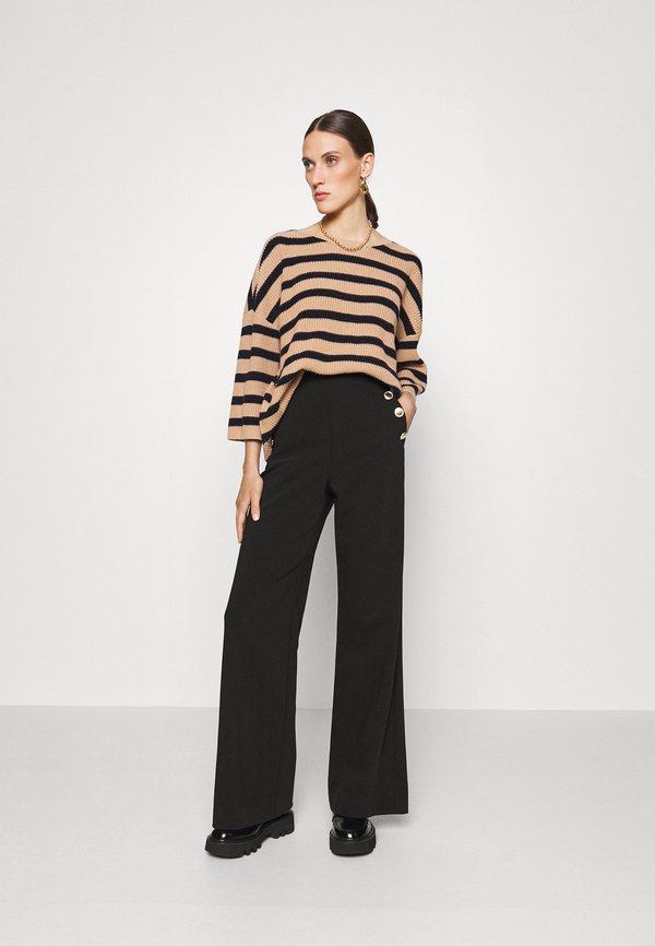 Adieu TYPE 203 UNISEX - Slipper - black/cappucino/pistachio/schwarz ...