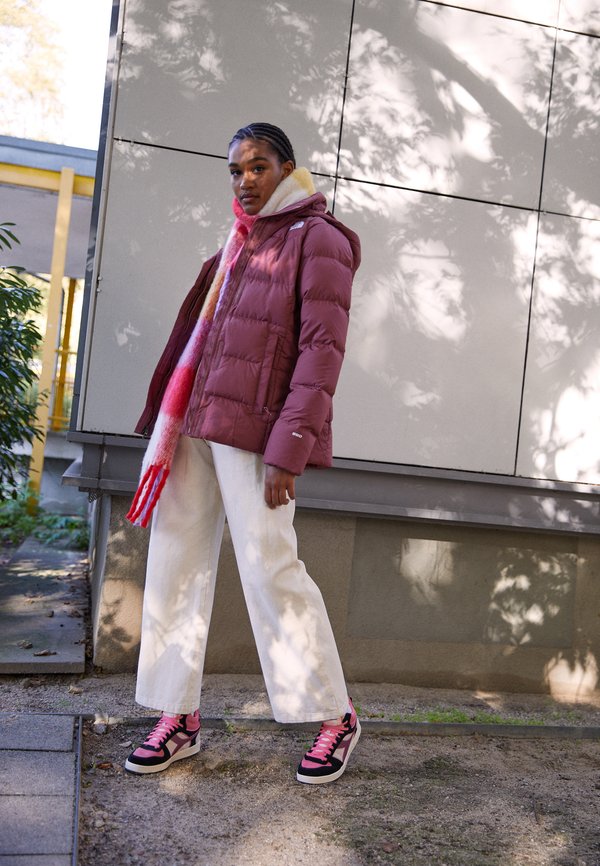 EDITED ELIS - Jean flare - natural beige/beige - ZALANDO.CH