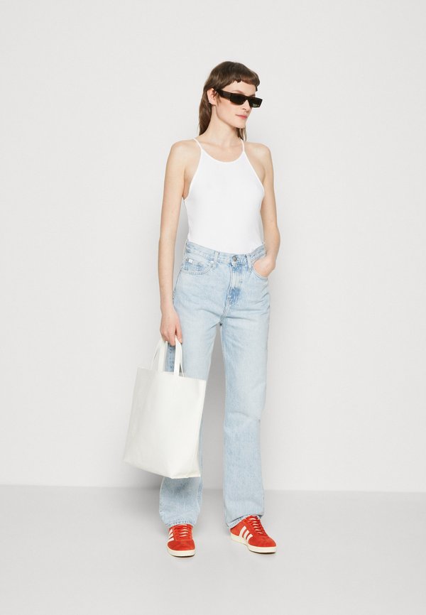 adidas Originals HANDBALL SPEZIAL UNISEX - Trainers - bright red/clear ...