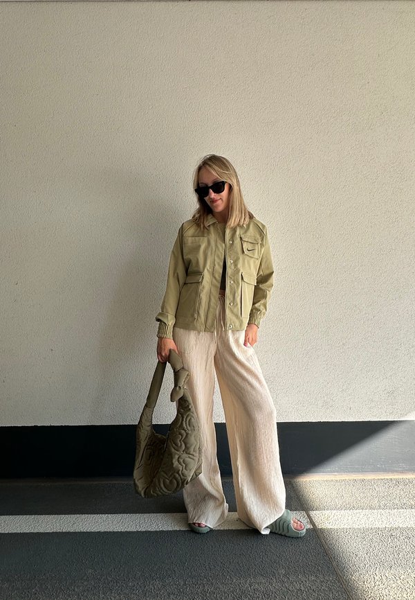 adidas Originals ISLAND CLUB ADILETTE 22 - Badslippers - light brown ...