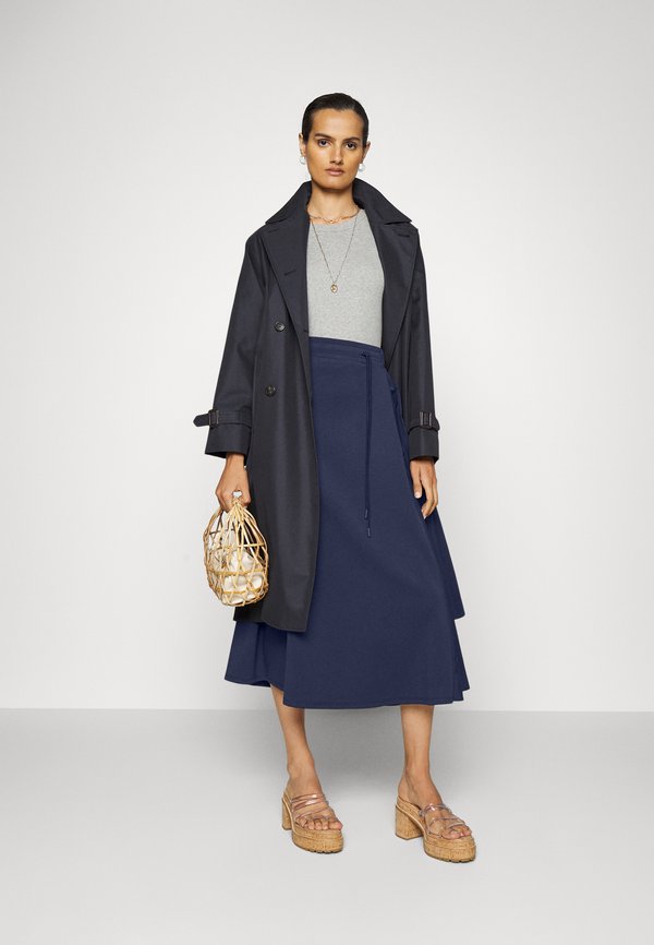 Levi's® SLACKER TRENCH - Abrigo clásico - nightwatch blue/blue denim ...