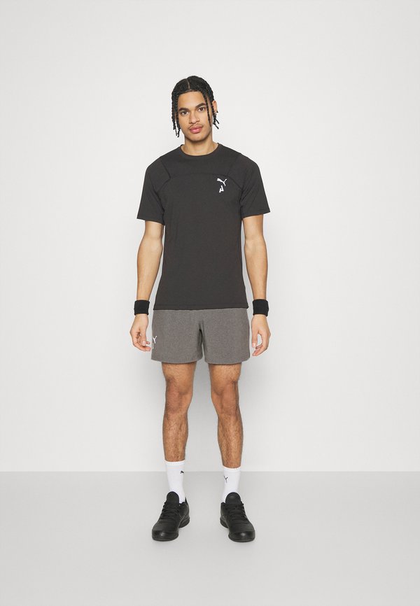 Puma STAPLE GRAPHIC TEE - T-shirt imprimé - black/noir - ZALANDO.FR
