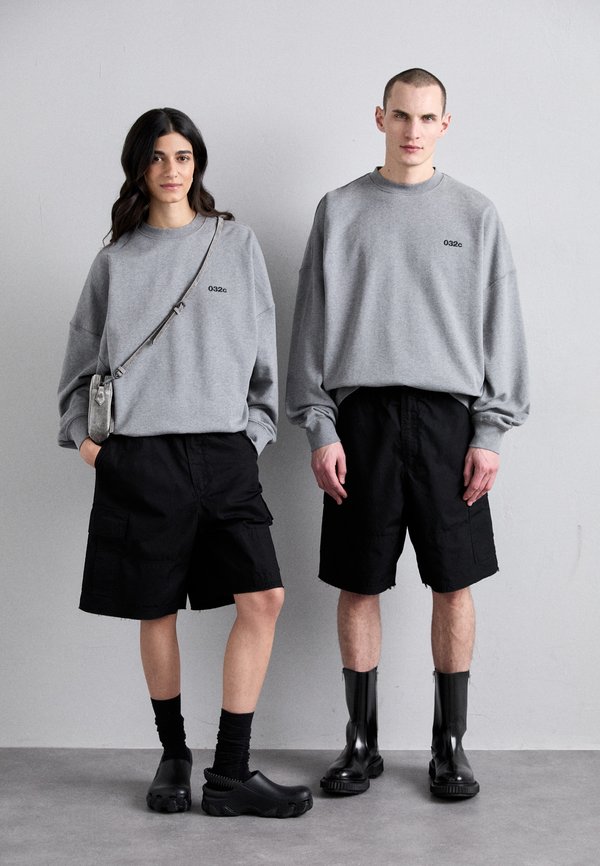 032c TEAM UNISEX - Shorts - black/zwart - Zalando.nl