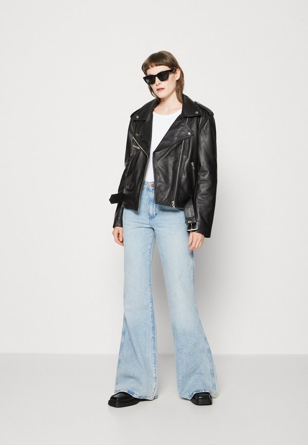 Wrangler - Jeansy Dzwony/niebieski denim - Zalando.pl
