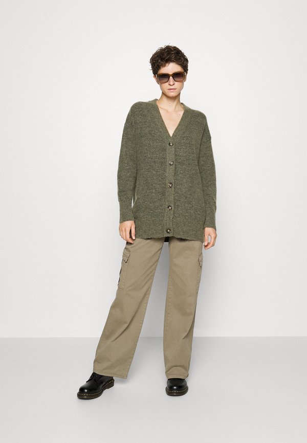 Ray-Ban MEGA HAWKEYE UNISEX - Lunettes de soleil - grey on transparent ...