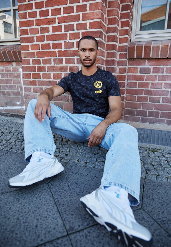Puma BVB BORUSSIA DORTMUND FTBLARCHIVE TEE - Club wear - black/cool mid ...