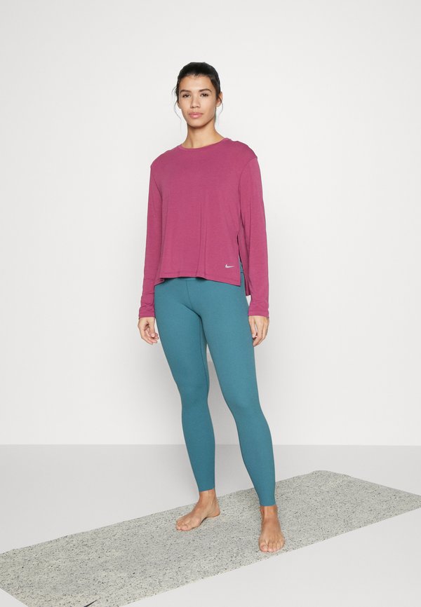 Nike Performance YOGA MAT 4 MM REVERSIBLE - Yogamåtte - smokey mauve/platinum violet/mauve ...