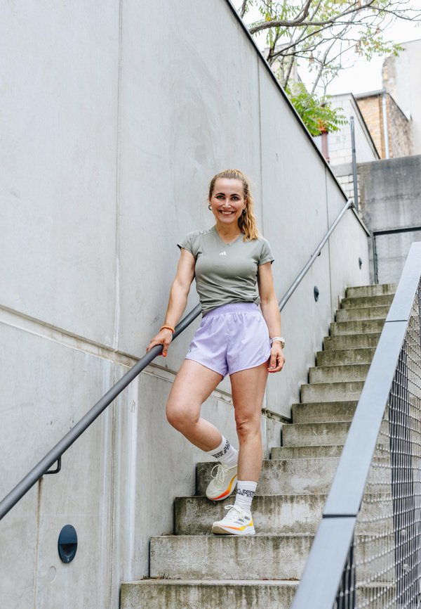 New Balance FUELCELL REBEL V4 - Neutral running shoes - white - Zalando ...