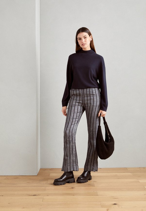 Marc O'Polo LONGSLEEVE STAND UP COLLAR - Pullover - shiny purple/violet ...