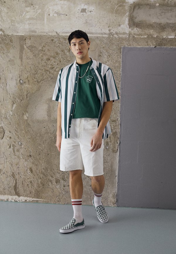 Minimum ERIC - Skjorta - seagrass/oliv - Zalando.se