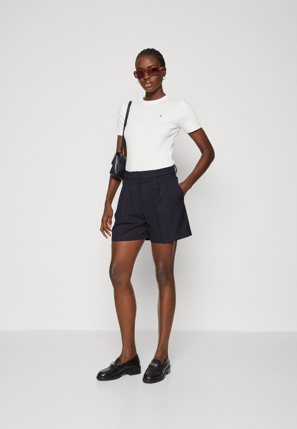 Abercrombie & Fitch ICON CREW 3 PACK - Základné tričko - white/grey/lilac/biela - Zalando.sk