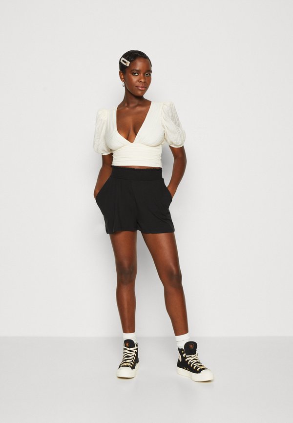 Converse CHUCK TAYLOR ALL STAR LIFT PLATFORM ASHION - Sneakers hoog ...