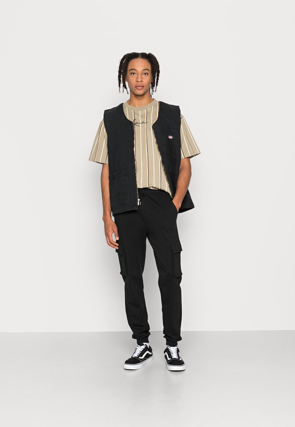 Alessandro Zavetti CABRUZZI - Tracksuit bottoms - black - Zalando.de