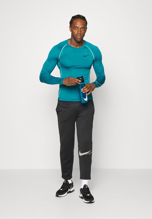 Nike Performance REVOLUTION 6 NN - Hardloopschoenen neutraal - black ...