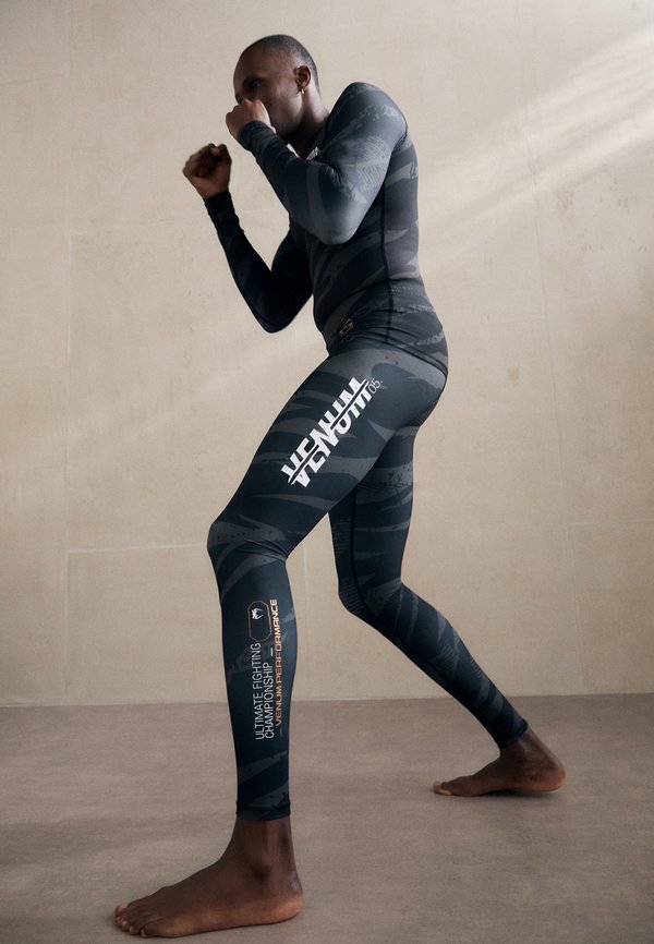 Venum UFC AUTHENTIC FIGHT NIGHT MENS - Camiseta deportiva - black/gold ...