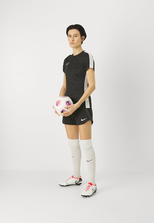 Nike Performance Strike Krótkie Spodenki Sportowe Zalando Pl