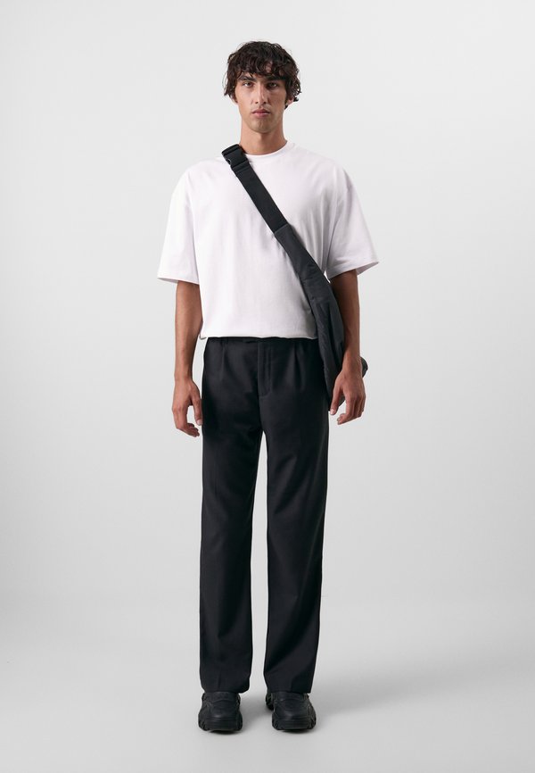 Nike Sportswear CALM MULE - Slip-ons - black - Zalando.co.uk