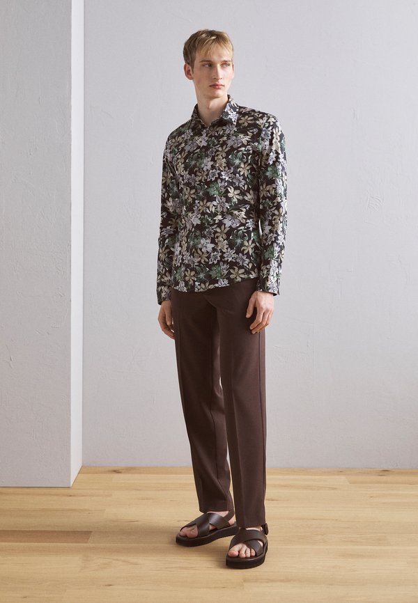 Pier One UNISEX - Sandals - cognac - Zalando.co.uk