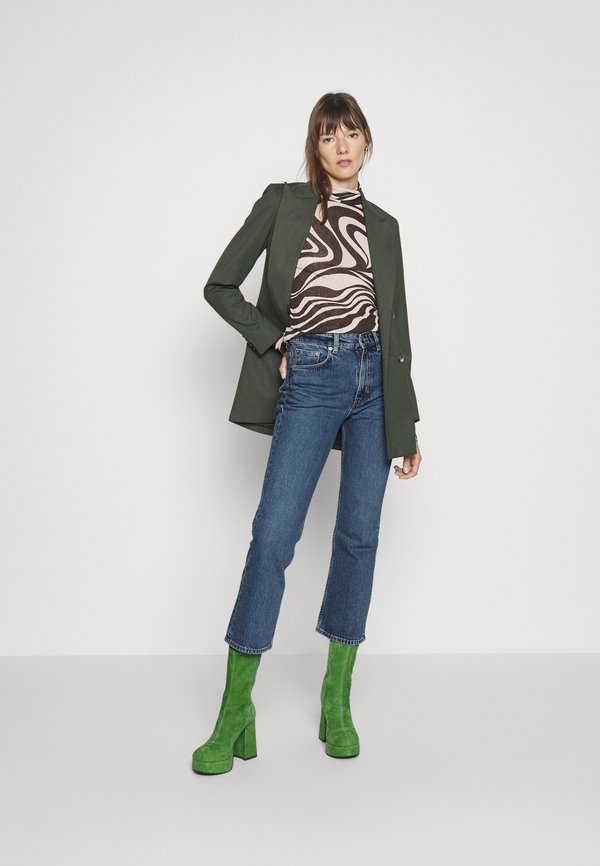 La Strada Unica PENNY PIN STRIPED - Kort kappa / rock - medium grey ...
