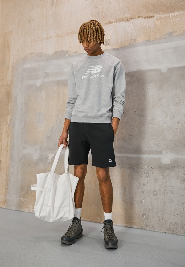 New Balance SMALL LOGO - Shorts - black/negro - Zalando.es