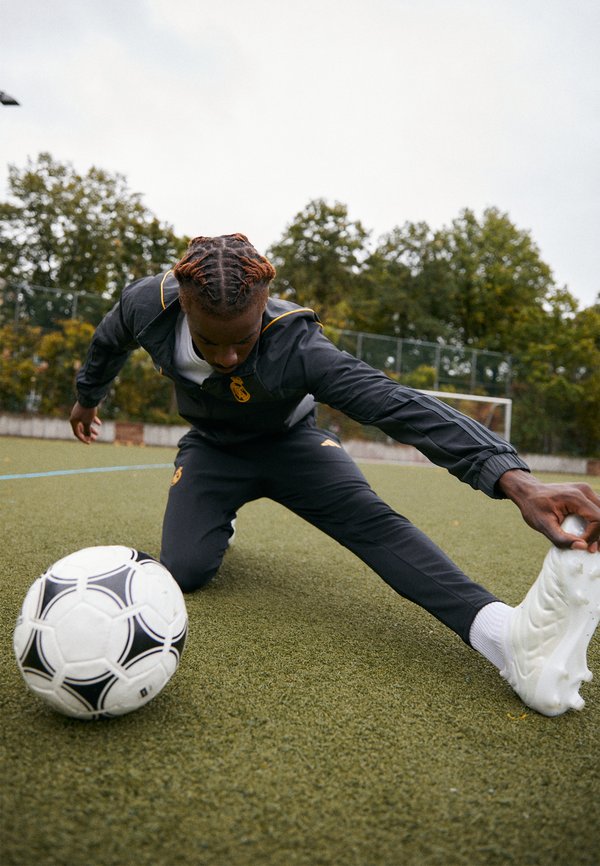 adidas Performance MANCHESTER UNITED PRESENTATION - Klub merchandise - core white/hvid - Zalando.dk