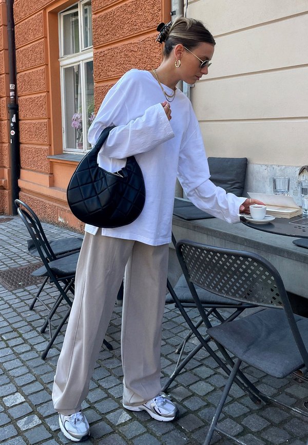 New Balance 530 UNISEX - Sneakers laag - white/wit - Zalando.be