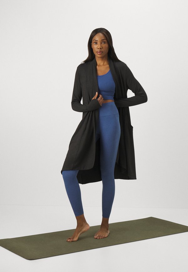 Athleta TRANSCEND WRAP - Langarmshirt - chrome blue/blau - Zalando.de
