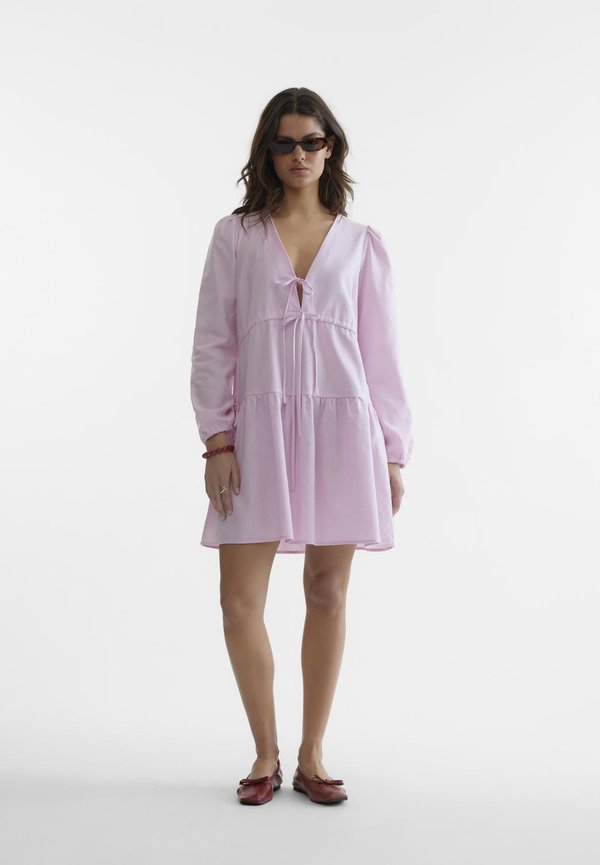 SOMETHINGNEW SNSALLY REVERSE DRESS - Vardagsklänning - medium-blue/blå ...