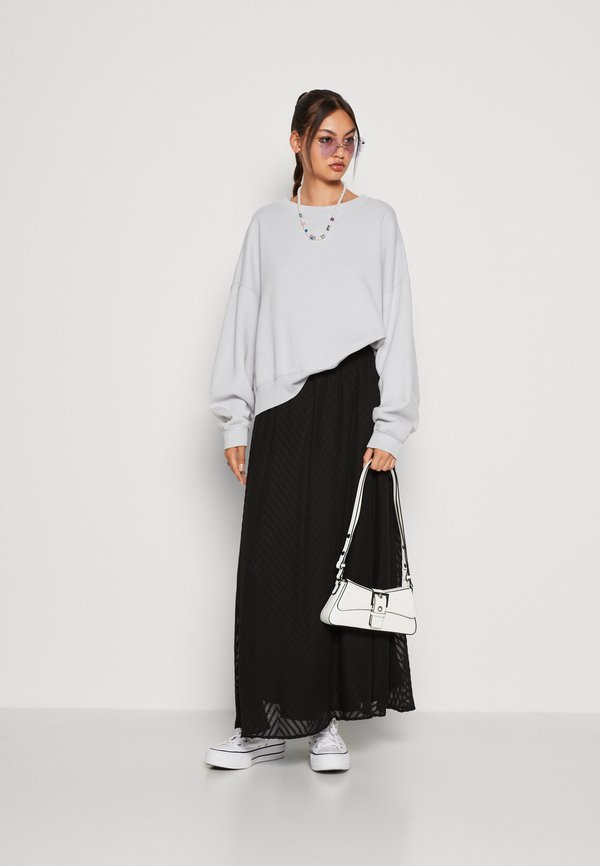 Urban Classics OVERSIZED TRIANGLE CREW NECK - Sweatshirt - white/blanc ...